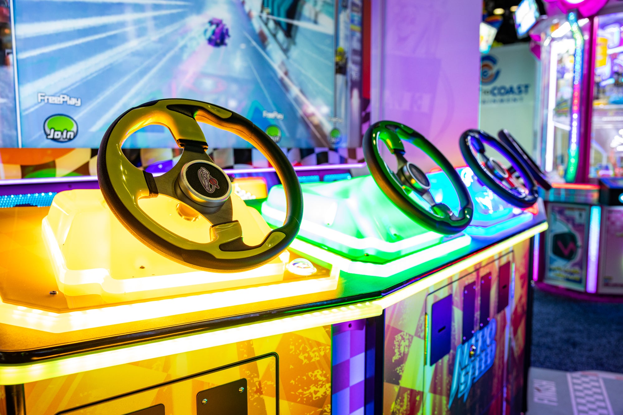 Nitro Speed 4-Player Racing Arcade Game | Gumball.com